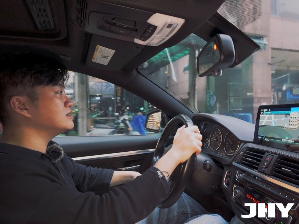 JOEMAN實測 | BMW 428i 原車螢幕升級12.3吋安卓機 | 專屬導航太好用啦! - 金宏亞科技